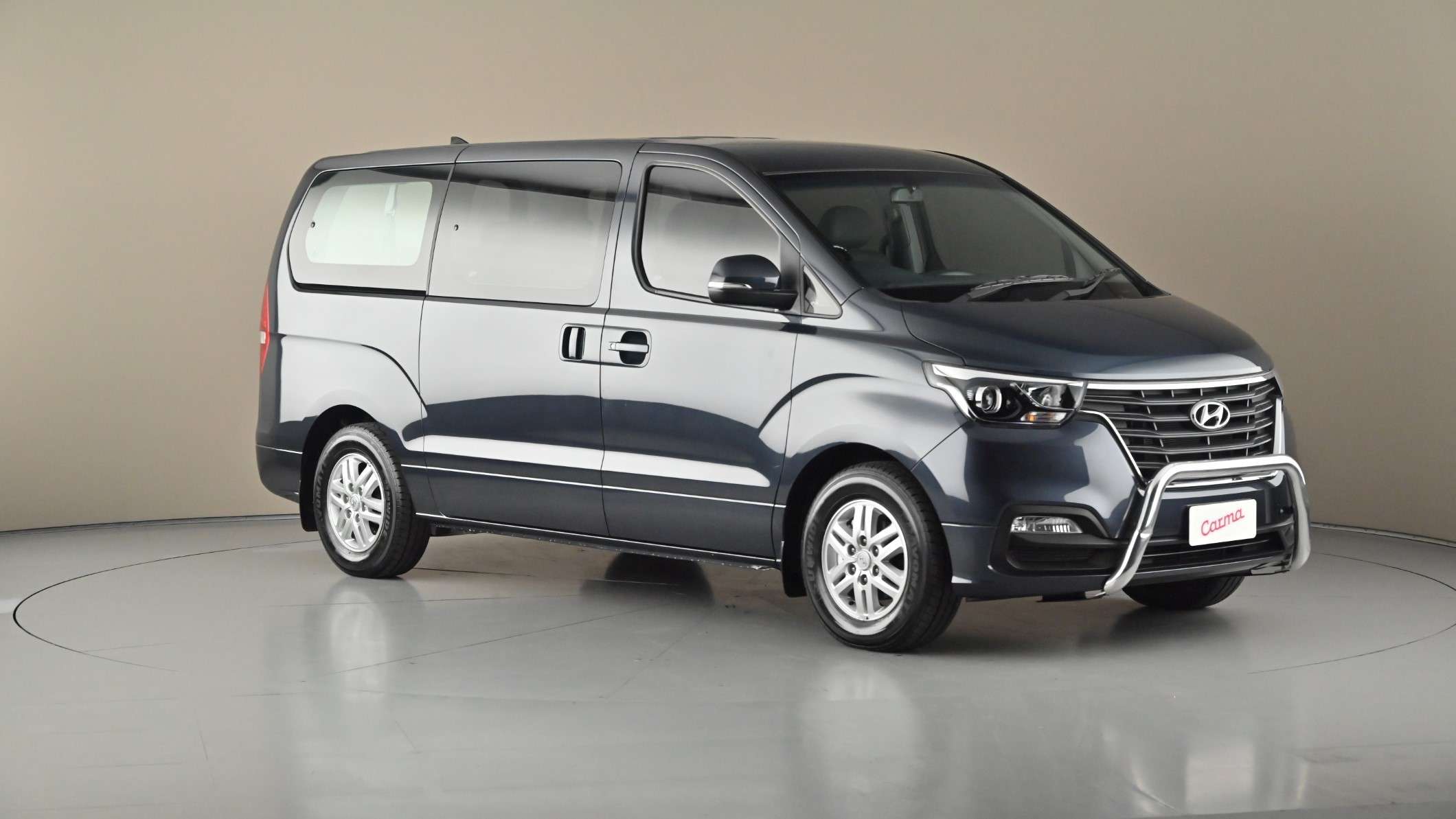 Carma | 2018 HYUNDAI IMAX $39,990