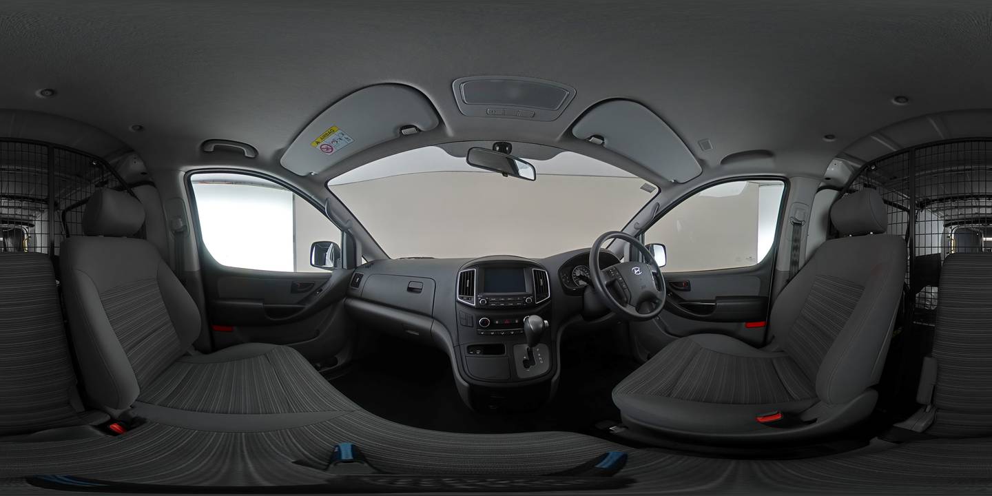 Carma | 2020 HYUNDAI ILOAD $40,990